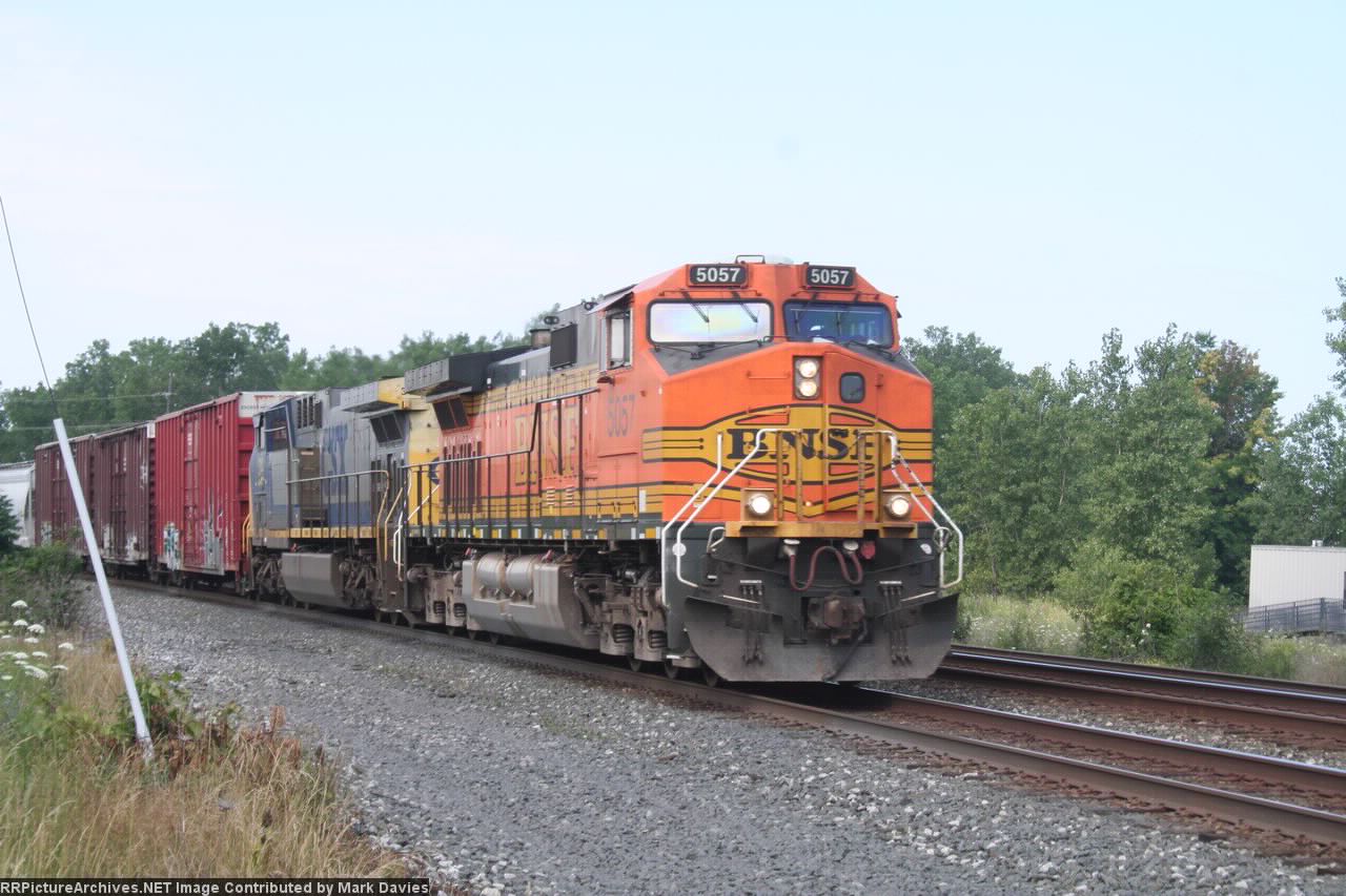 BNSF 5057